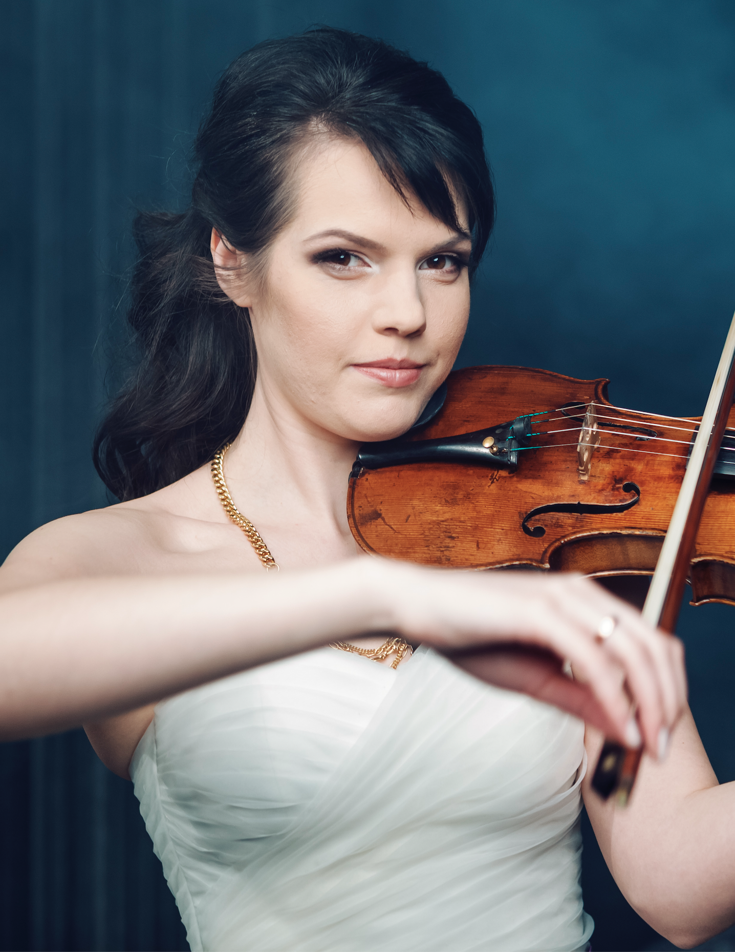 Expert Violin Teachers - Nirvana Academy of Violin Calgary
